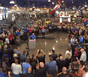 Summit Racing Now Officially Open in Arlington, Texas! - OnAllCylinders