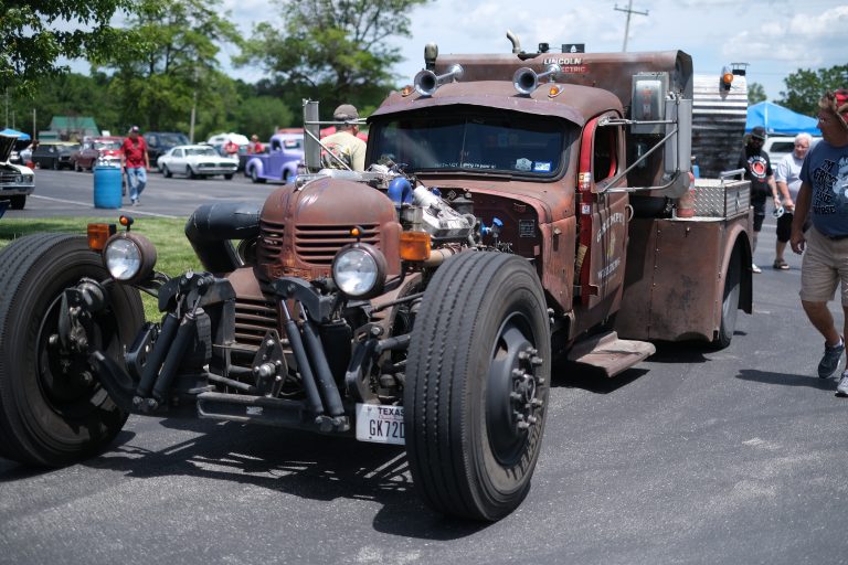 Photo Gallery: 2019 Hot Rod Power Tour Brings Thousands of Cool Rides ...
