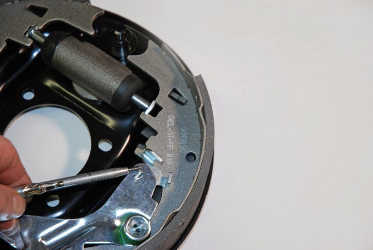 How to Assemble Drum Brakes (A Step-by-Step Guide)