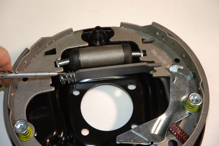 How to Assemble Drum Brakes (A Step-by-Step Guide)