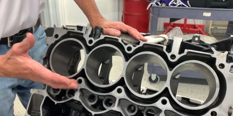 Ford's New 7.3L Godzilla Engine Looks Poised to be Next Big Thing in ...