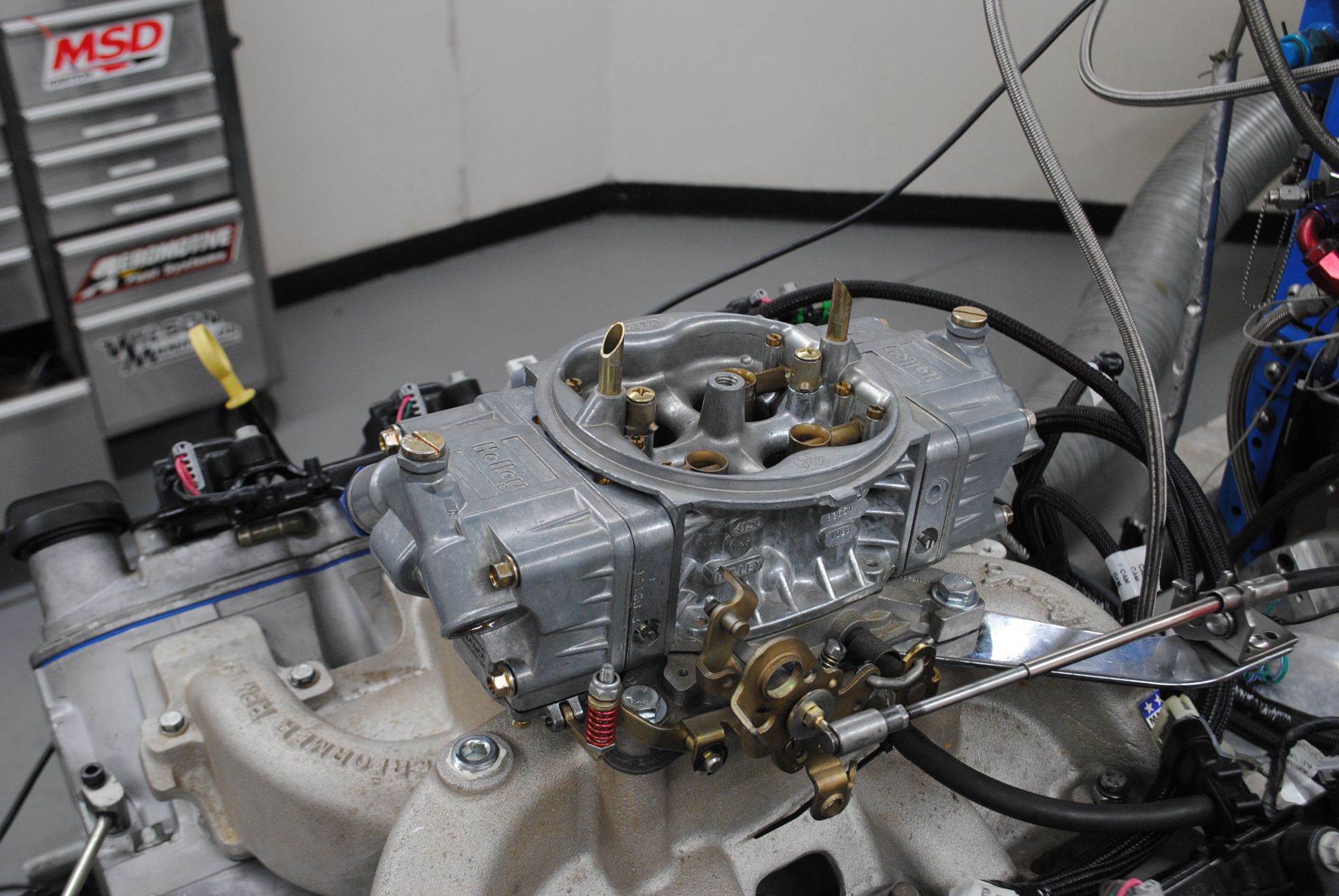 Single-Plane vs. Dual-Plane Intake Manifold Test on a Carbureted 4.8L LS