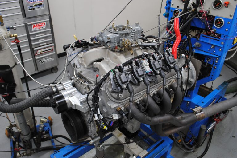 Single-Plane vs. Dual-Plane Intake Manifold Test on a Carbureted 4.8L LS