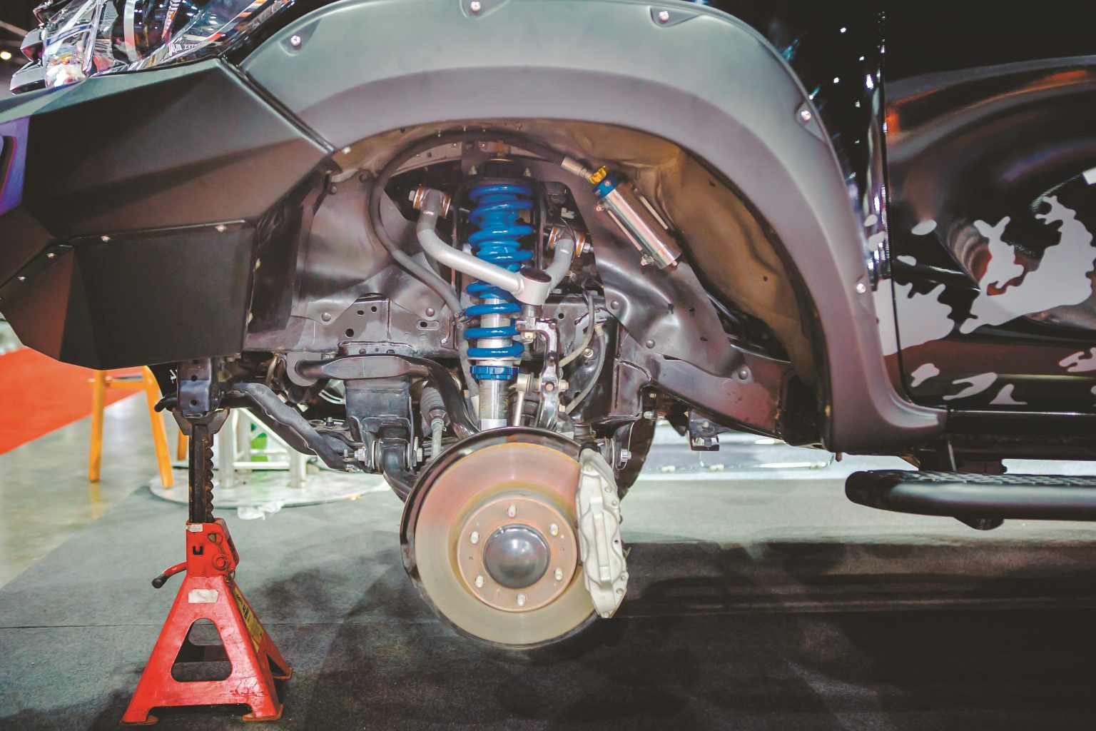 Spring Time: What's the Difference Between a Coil Spring and Leaf Spring?