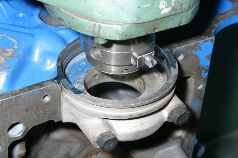 Build a Better Boss (302 Ford, That Is)