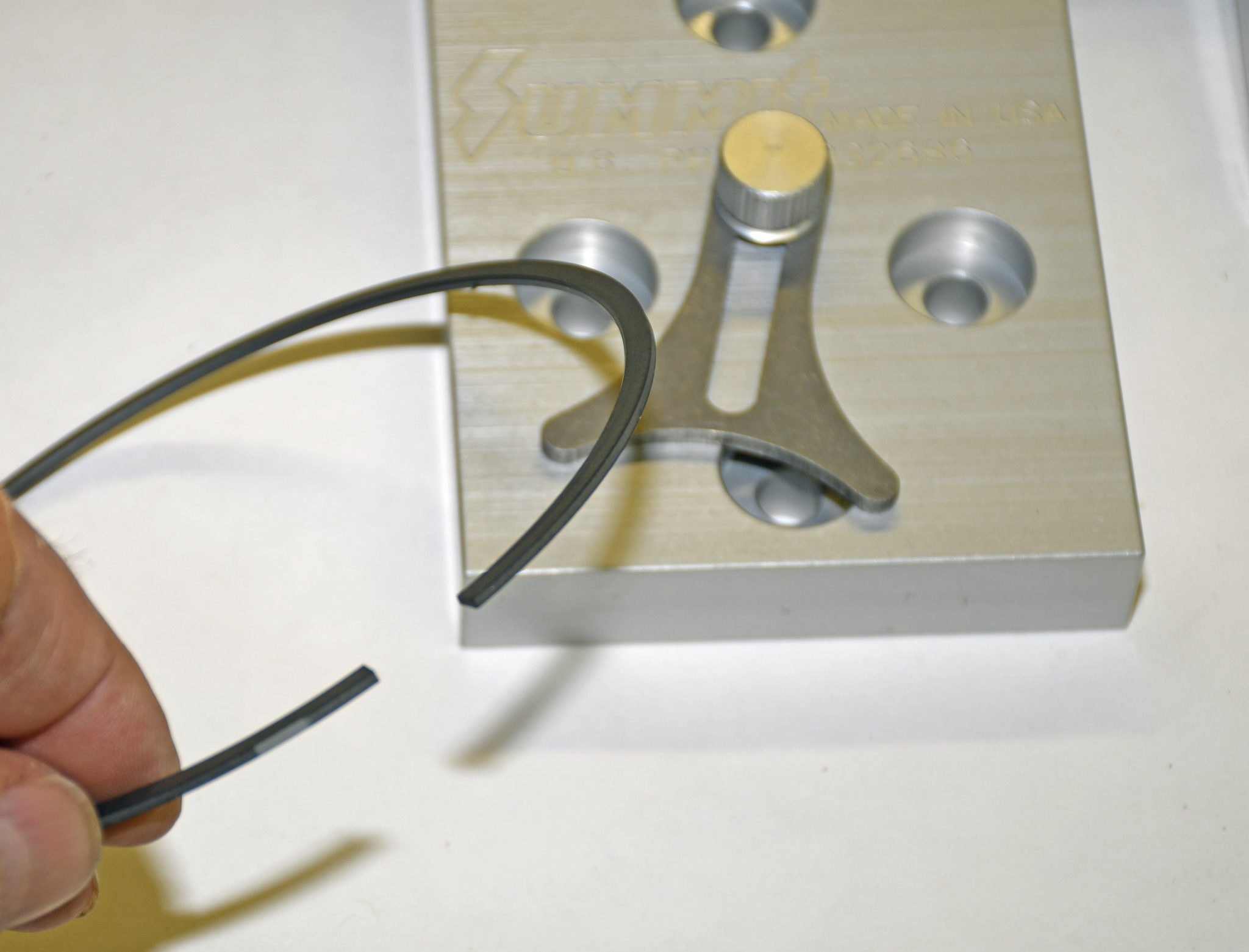 Precision Ring Filing - A Slick Tool to Set Piston Ring Gap