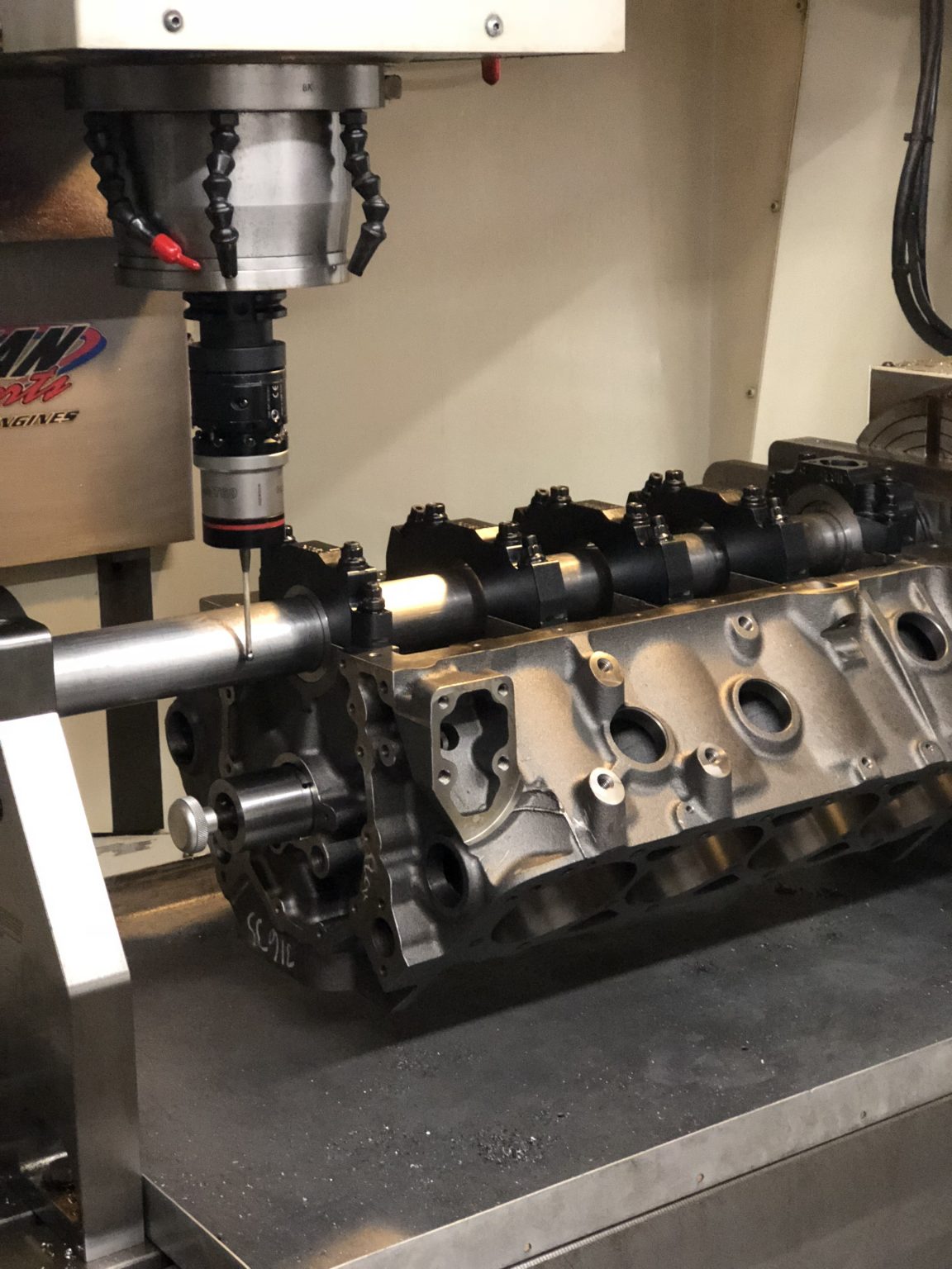 422 Cubes of Small Block Thunder: Building a 700+ Horsepower Small ...