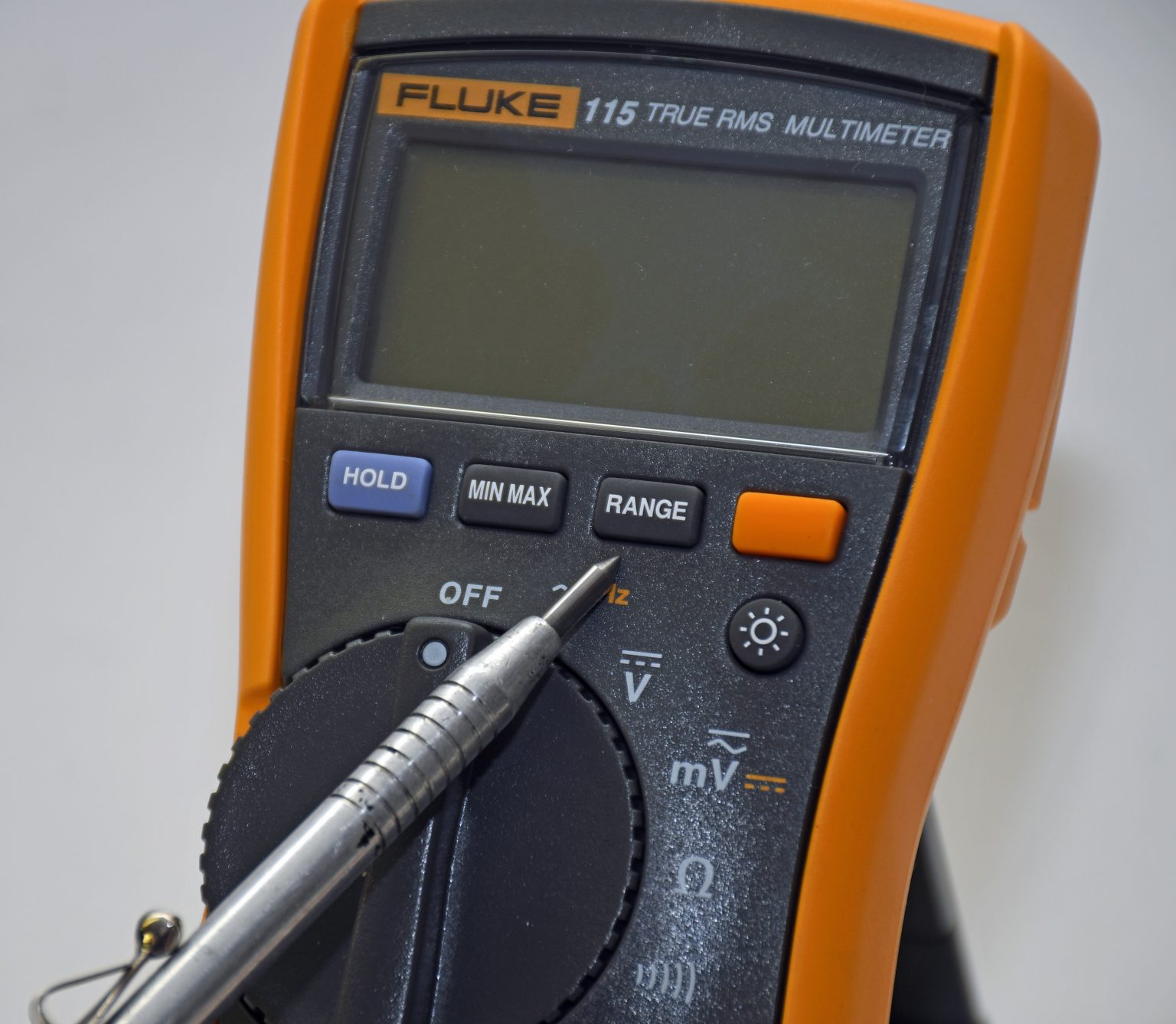 How to Choose & Use a Multimeter for Troubleshooting Automotive ...