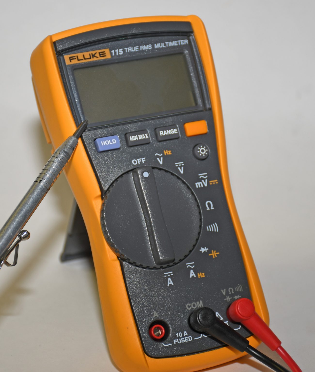 How to Choose & Use a Multimeter for Troubleshooting Automotive ...