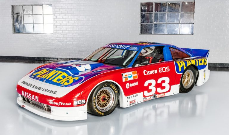 Check Out the New Nissan NISMO Z Sports Car in Super GT GT500 Race Spec