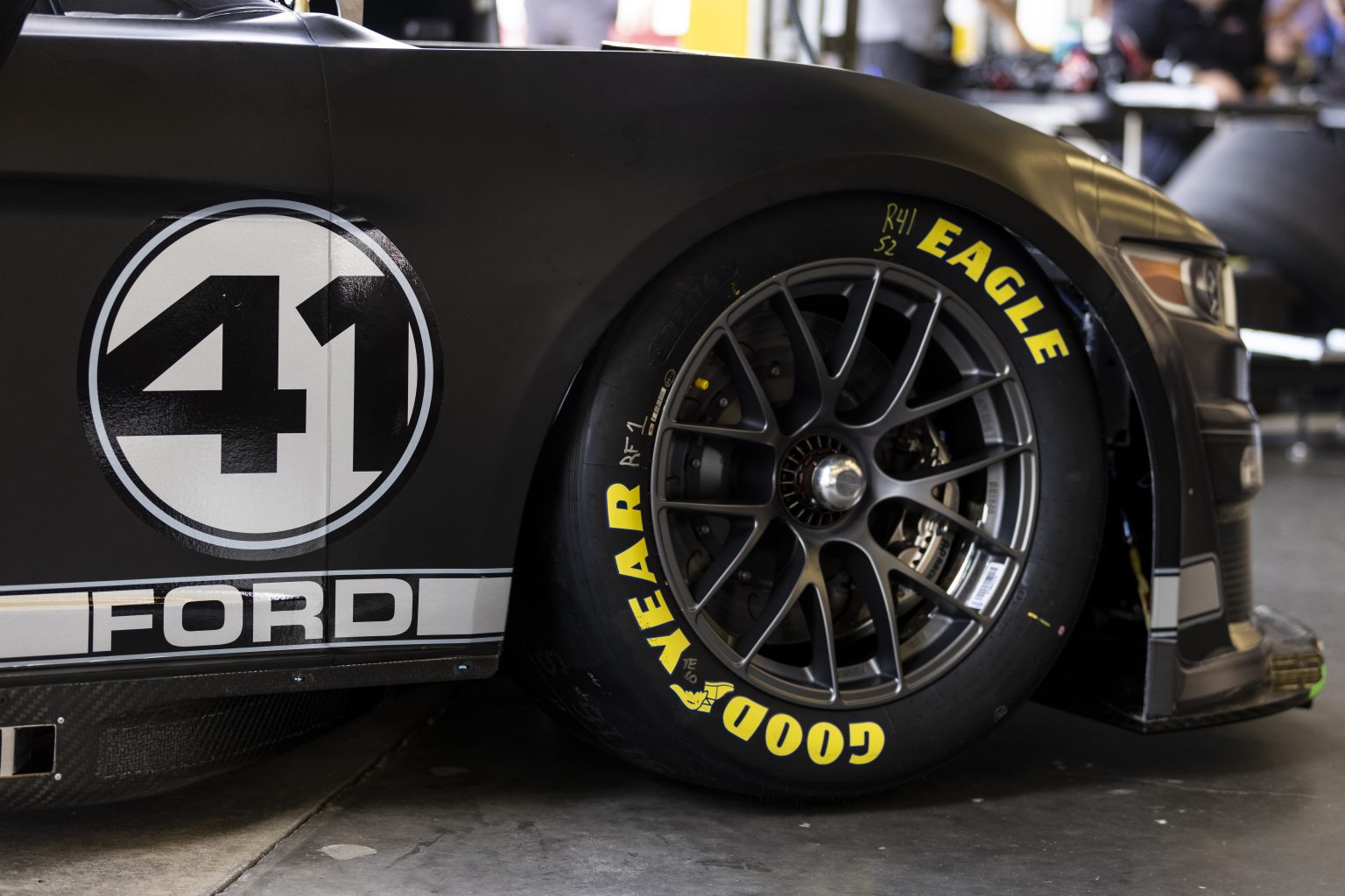 A Closer Look at the All-New Next Gen NASCAR Race Car Racing in the ...