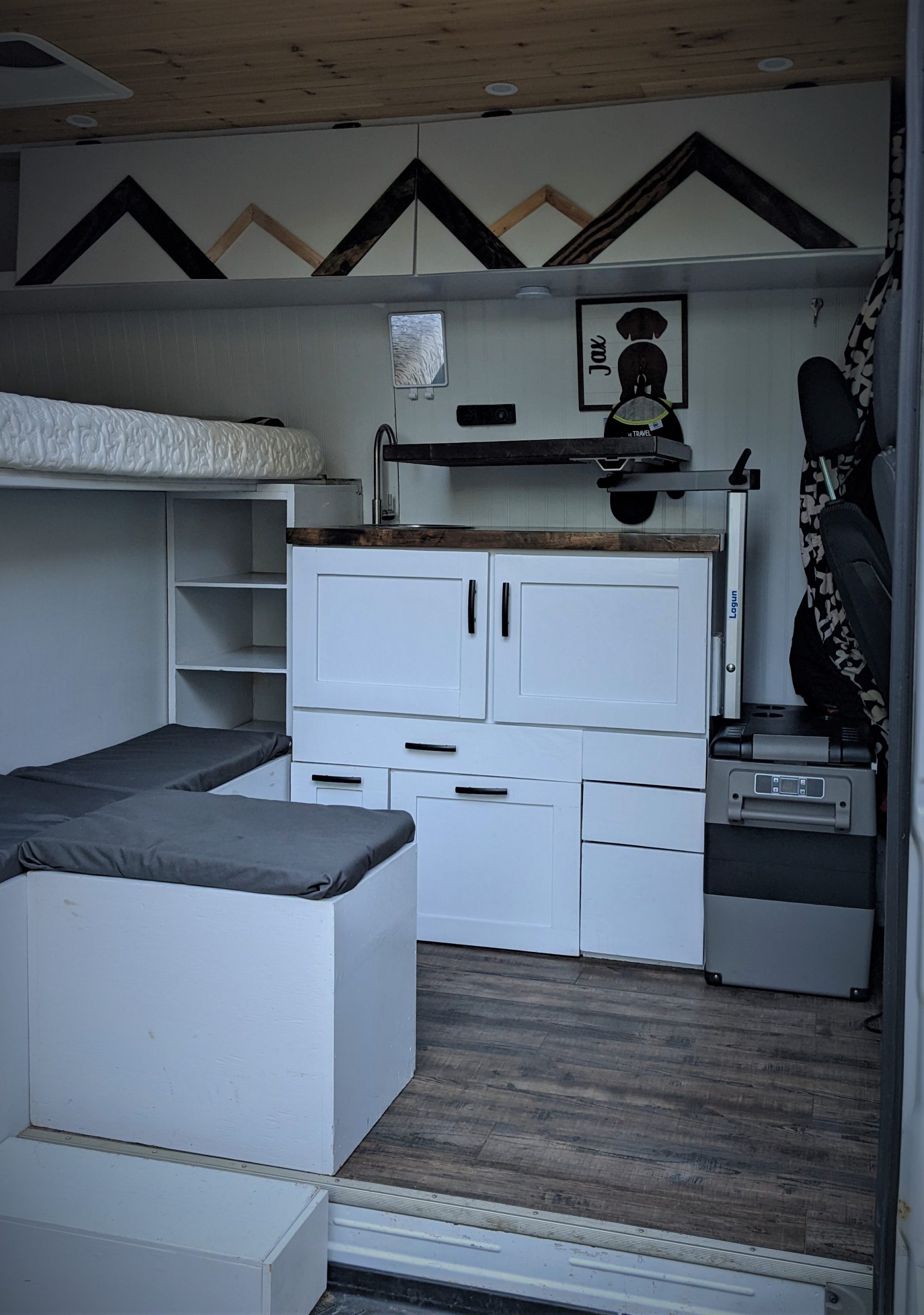 What is Van Life? And How Do You Get Started? Check Out These Van ...