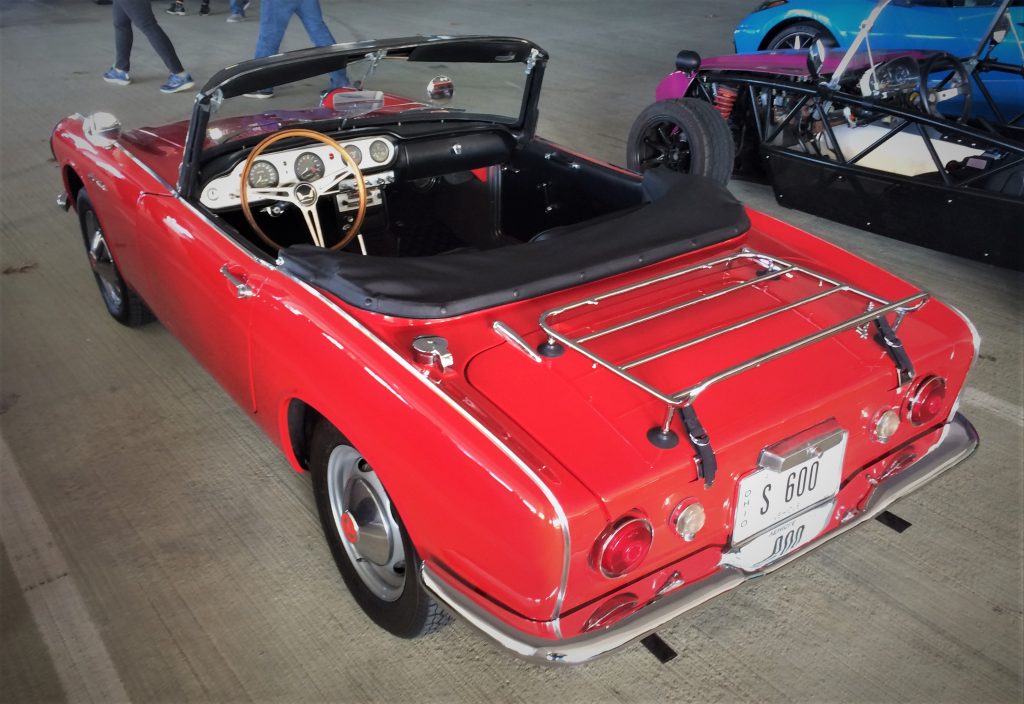 This Incredibly Rare 1966 Honda S600 is an Evolutionary Link Between ...