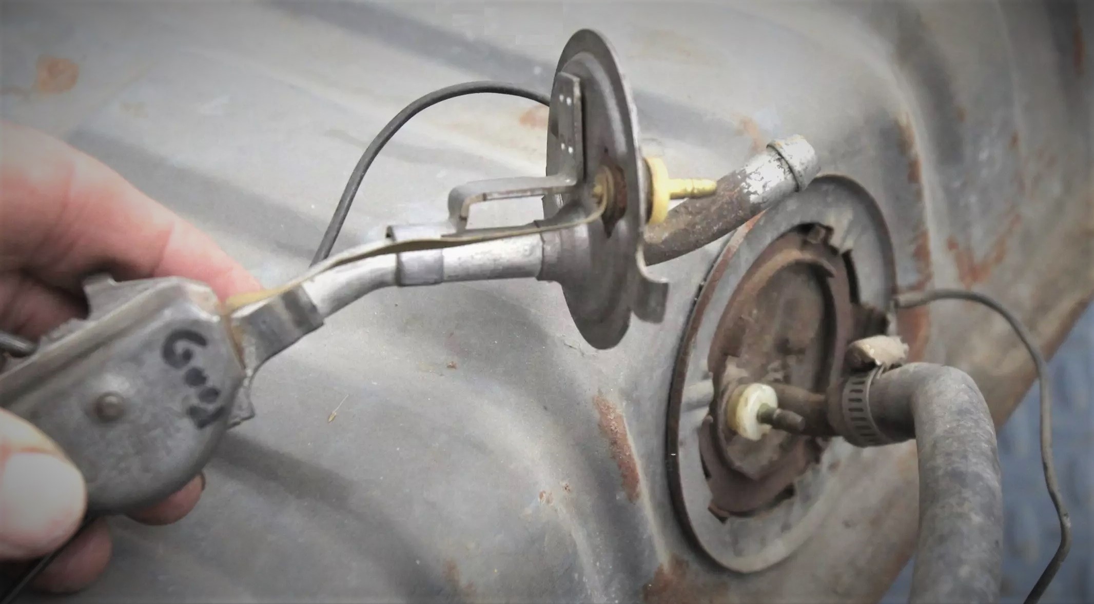 Gauge 101: What is a Sending Unit? We Examine Common Sender Types for ...