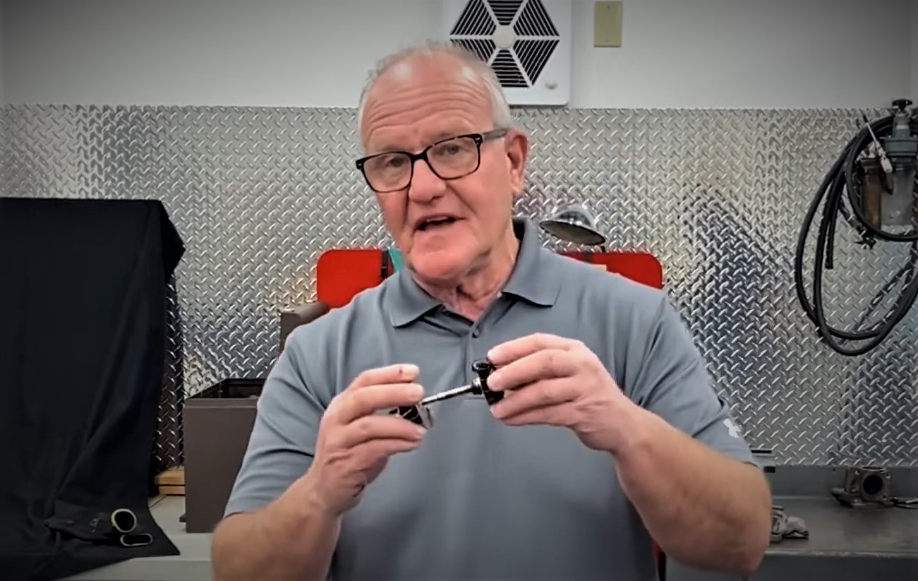 Video: Things to Look for When Inspecting a Turbocharger for Debris ...