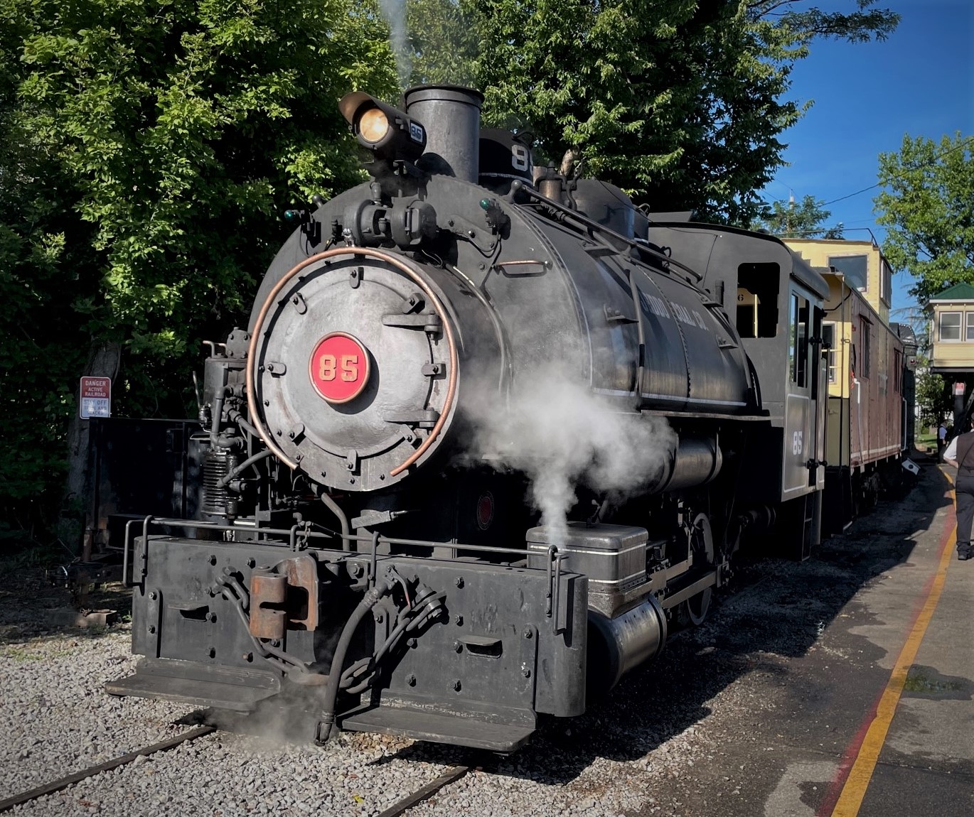 A Steam Locomotive & Vintage Fords Gather in Southwest Ohio (Learn Some ...