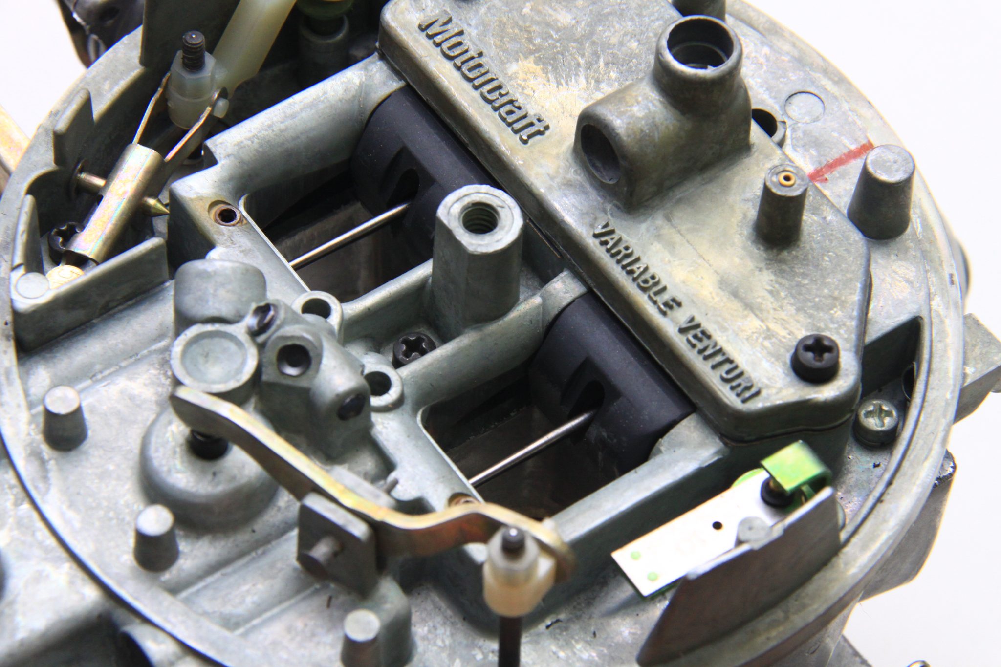 Vee-Vee…Ford’s Innovative “Variable Venturi” Carburetor