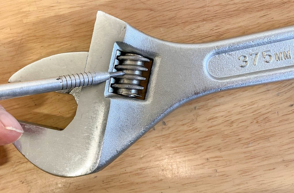 Fit-All Tools: Using Adjustable Wrenches