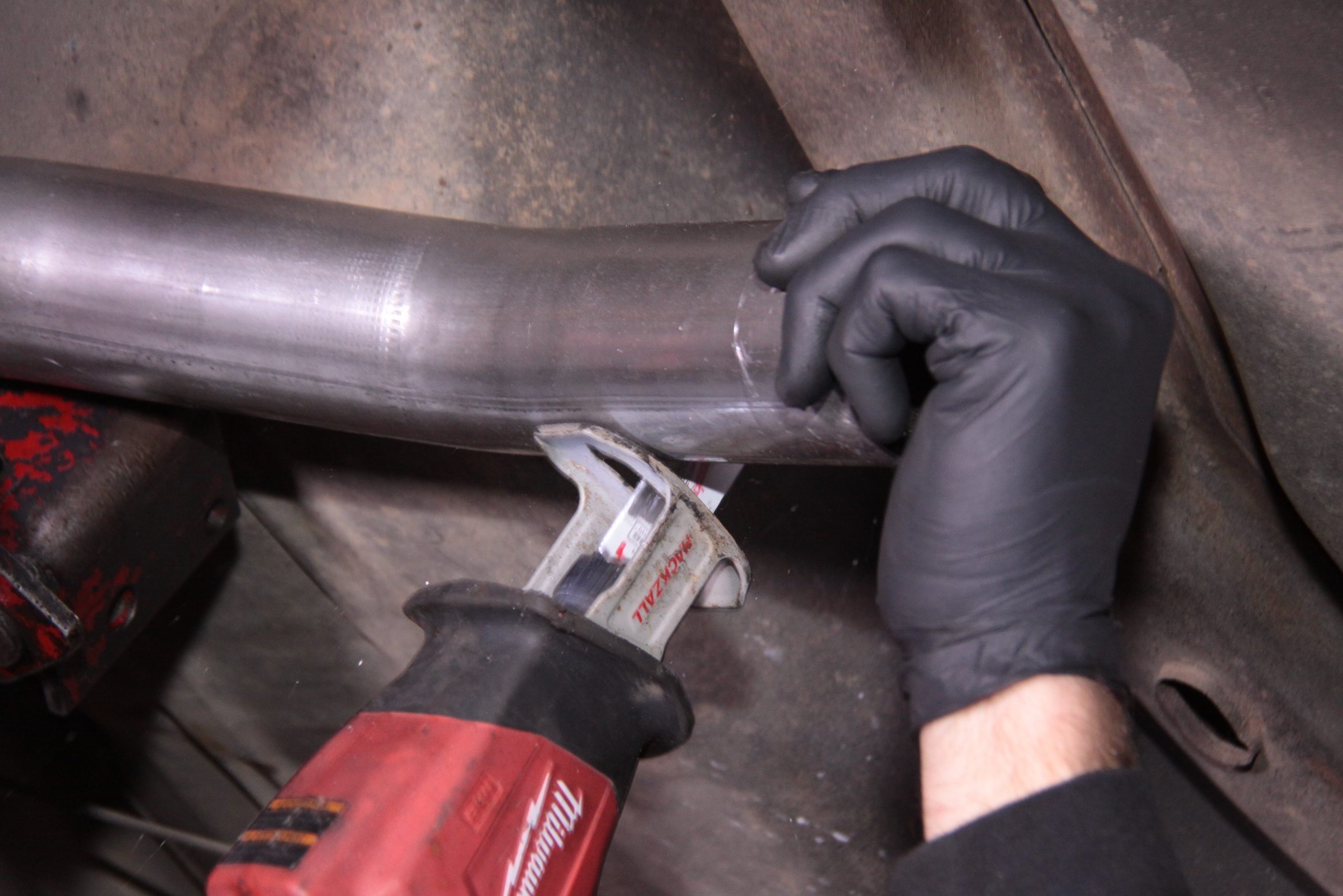 Installing a Flowmaster American Thunder Exhaust System on a Vintage ...