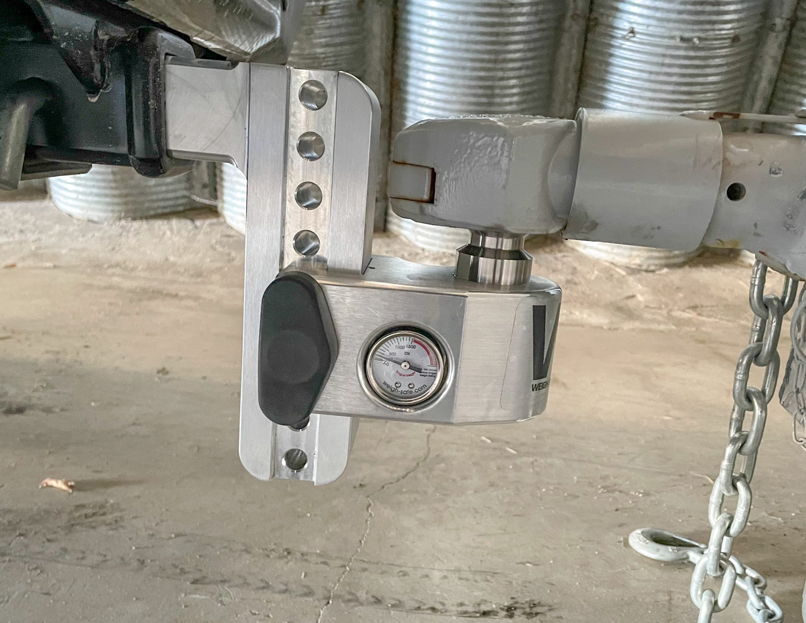 Trailer & Towing Tech: How to Hook Up Painlessly with Weigh Safe