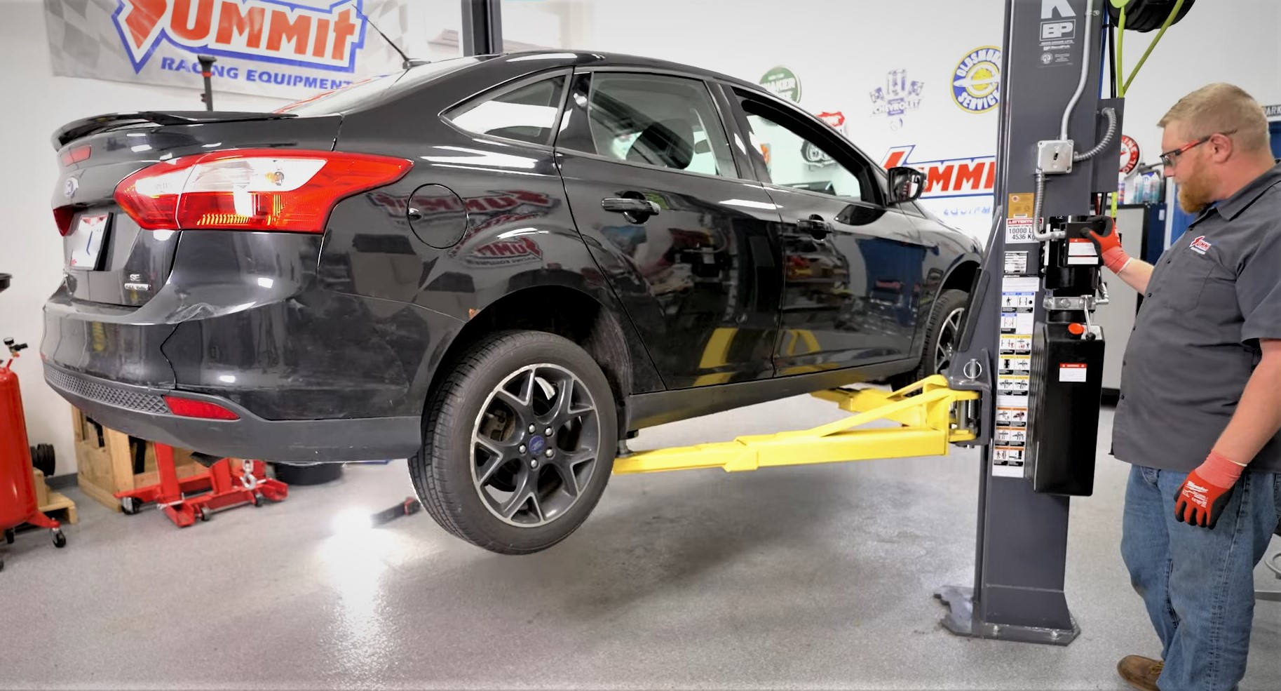 Video: Essential Vehicle Lift Safety Tips