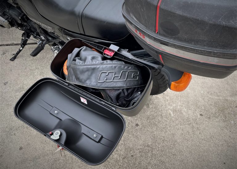 How to Choose the Right Luggage, Saddlebags, Top Box, or Side Cases for ...