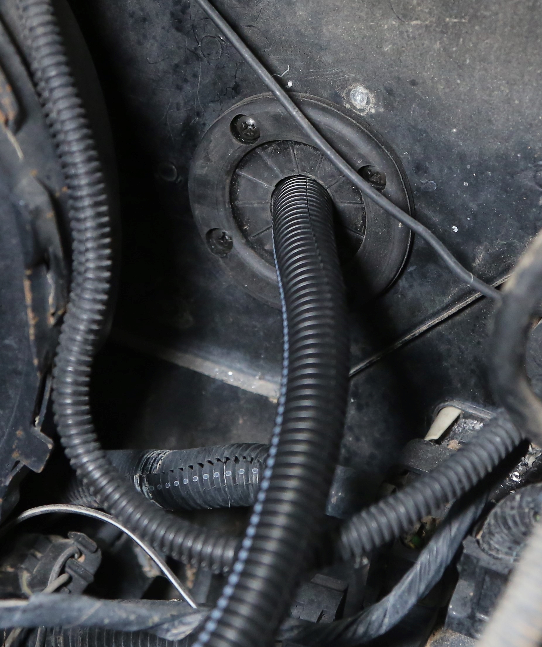 Tips and Tricks for Routing a Wiring Harness