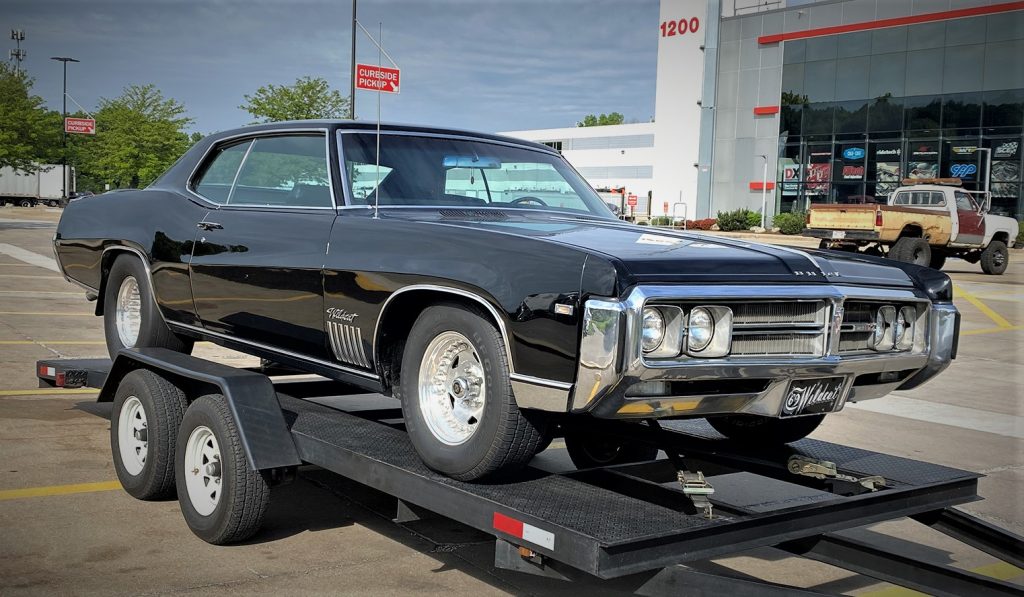 Lot Shots: An Awesome 1970 Buick Electra Sedan Towing an Even More ...
