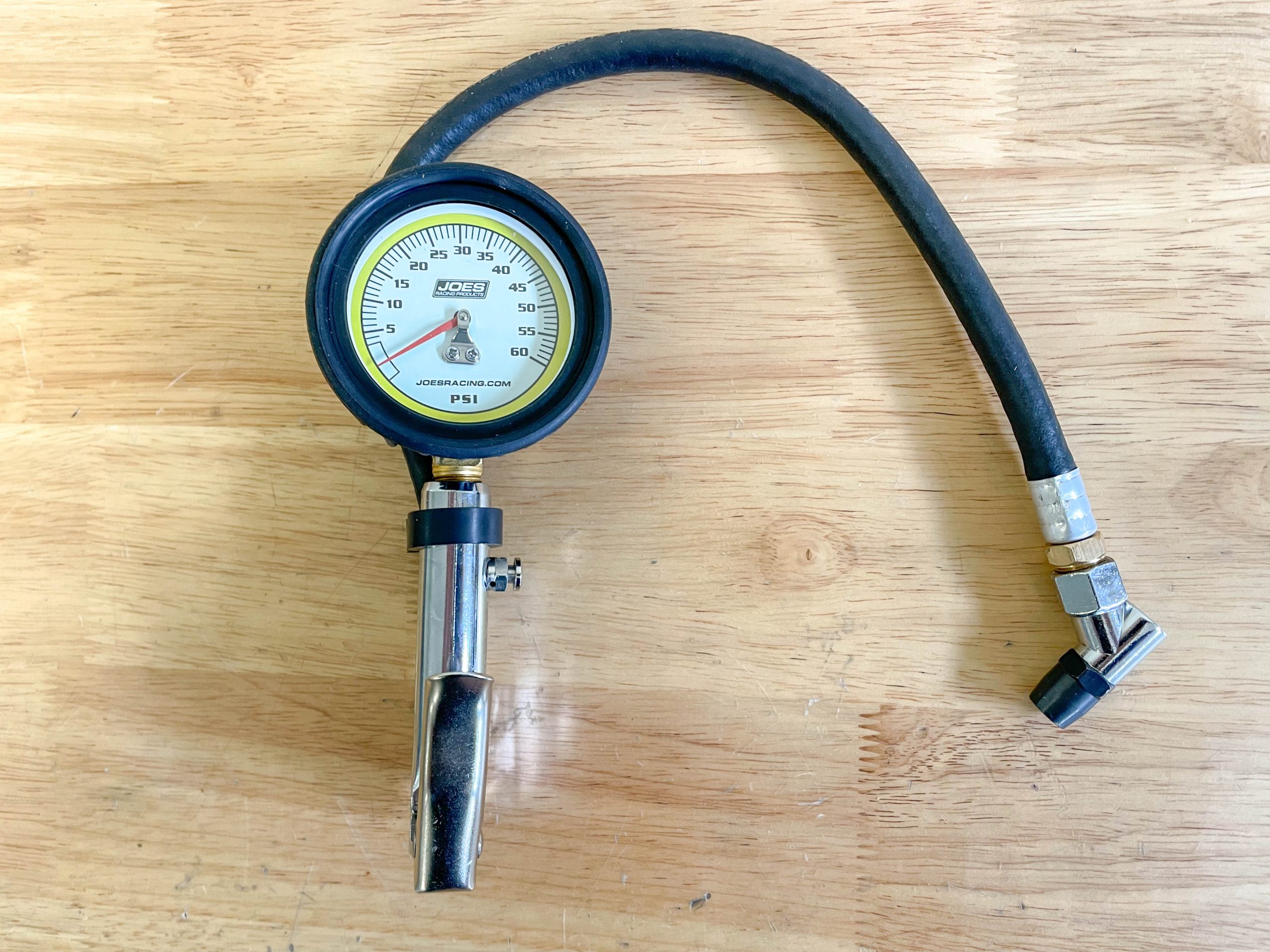 Air Apparent: How to Choose the Right Tire Pressure Gauge