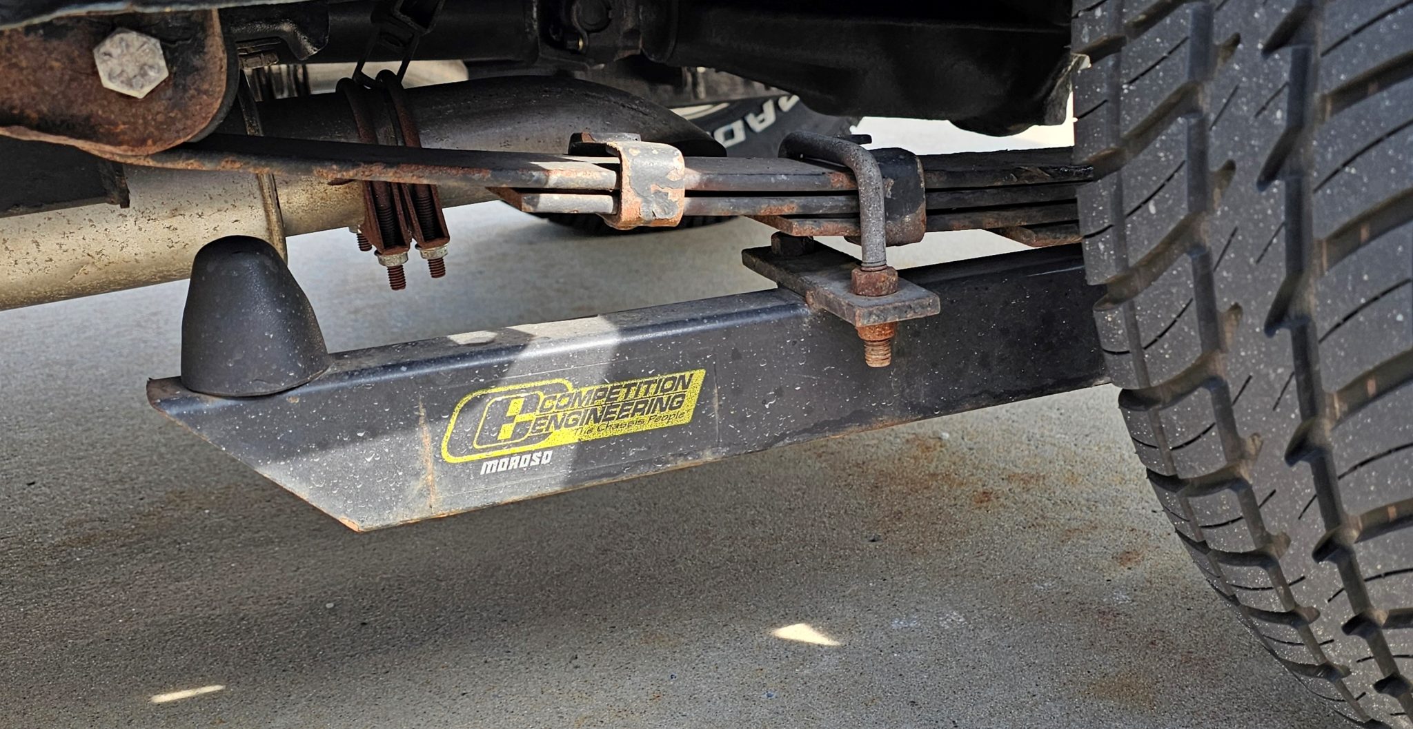 Ladder Bars and Traction Bars: What’s the Difference?