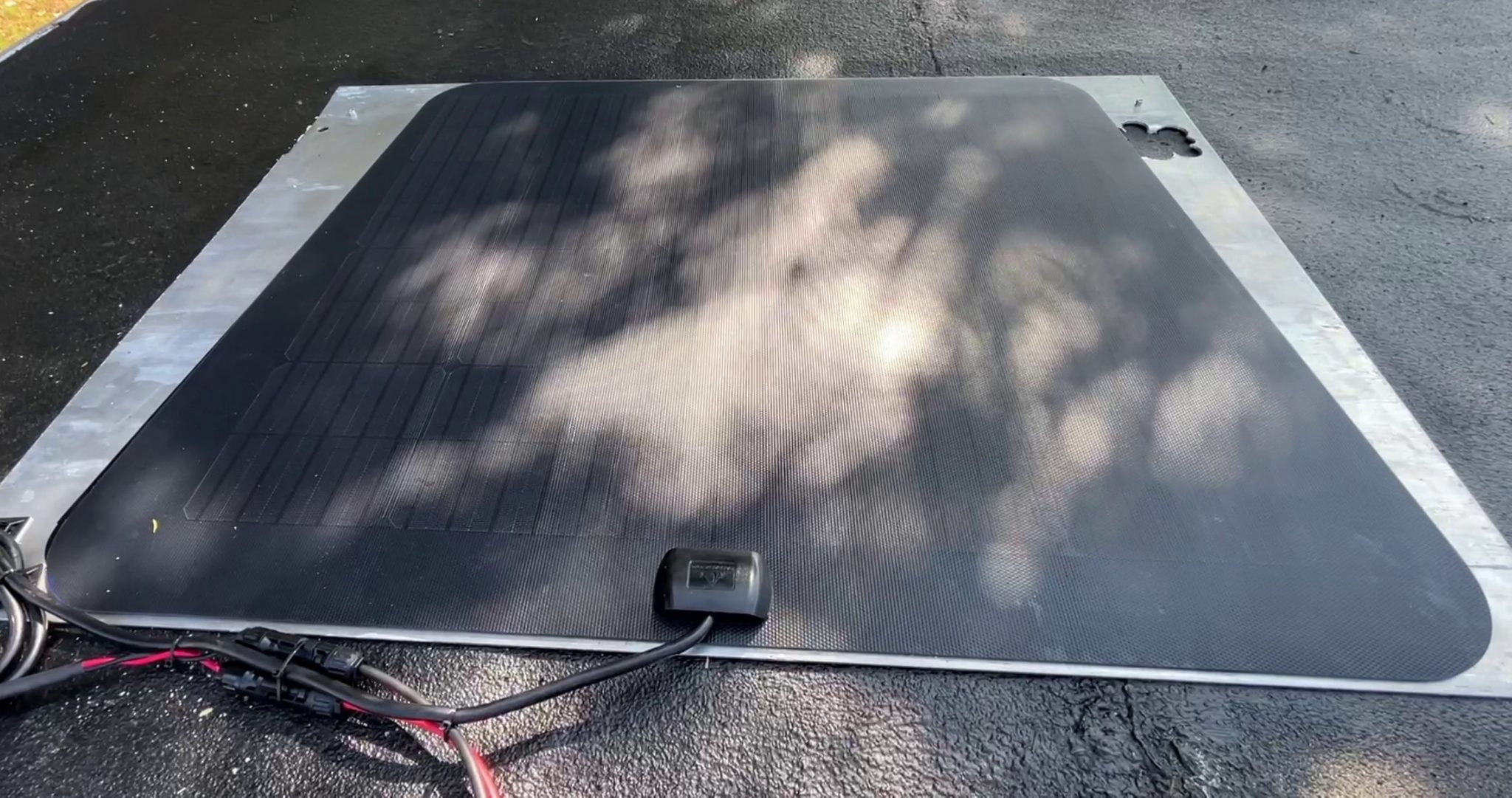 Good Day Sunshine: Installing a Cascadia 4x4 Solar Panel to Power a ...