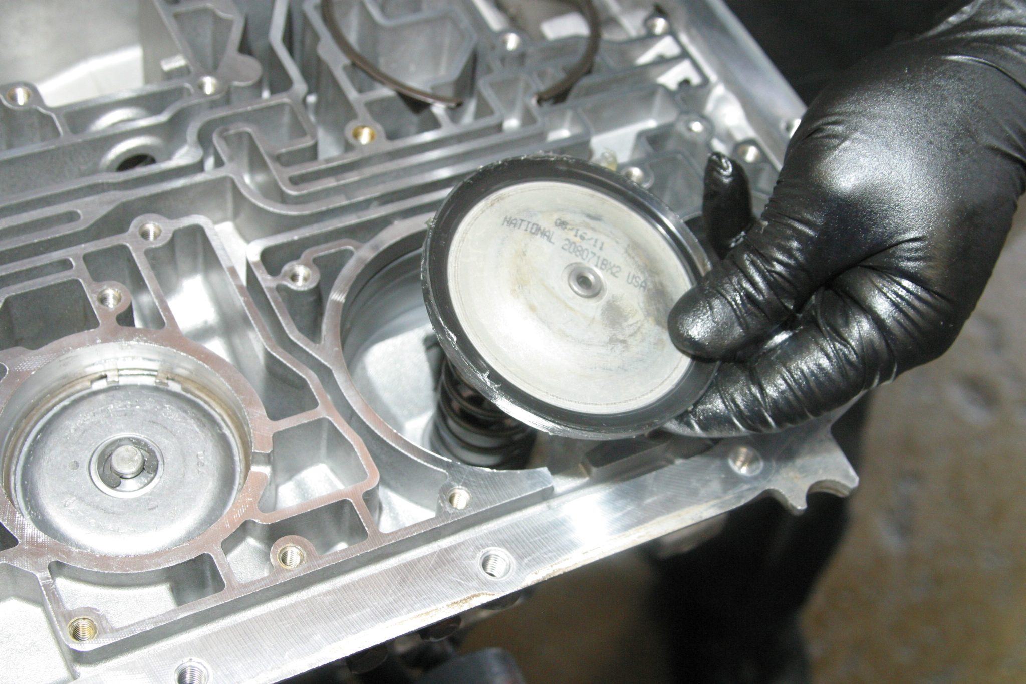 Shift into Overdrive, Part 2: Rebuilding a Ford 4R70W Automatic ...