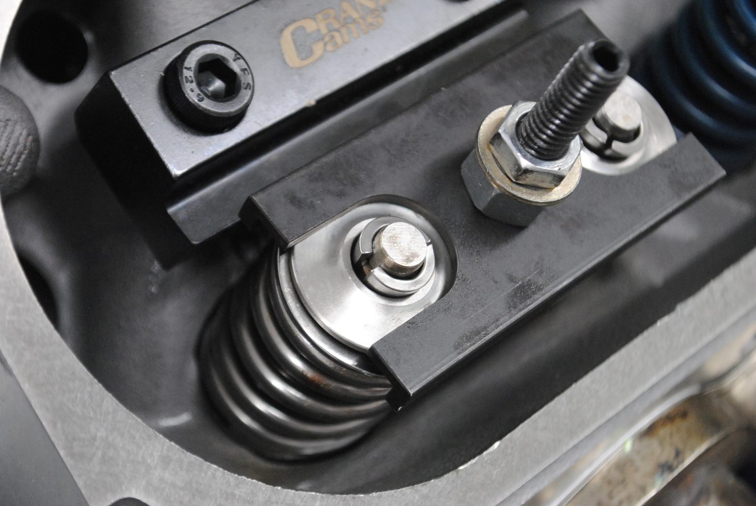 6.0L LS Cylinder Head Shootout: 706 vs. 799 vs. 823 vs. Trick Flow GenX 225