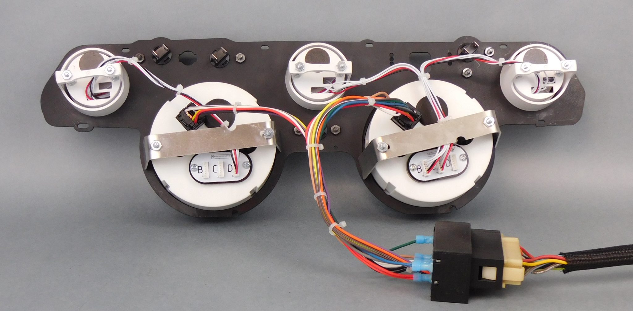 Parts Bin: The Snap-Adapt System from New Vintage USA Makes Your Gauge ...